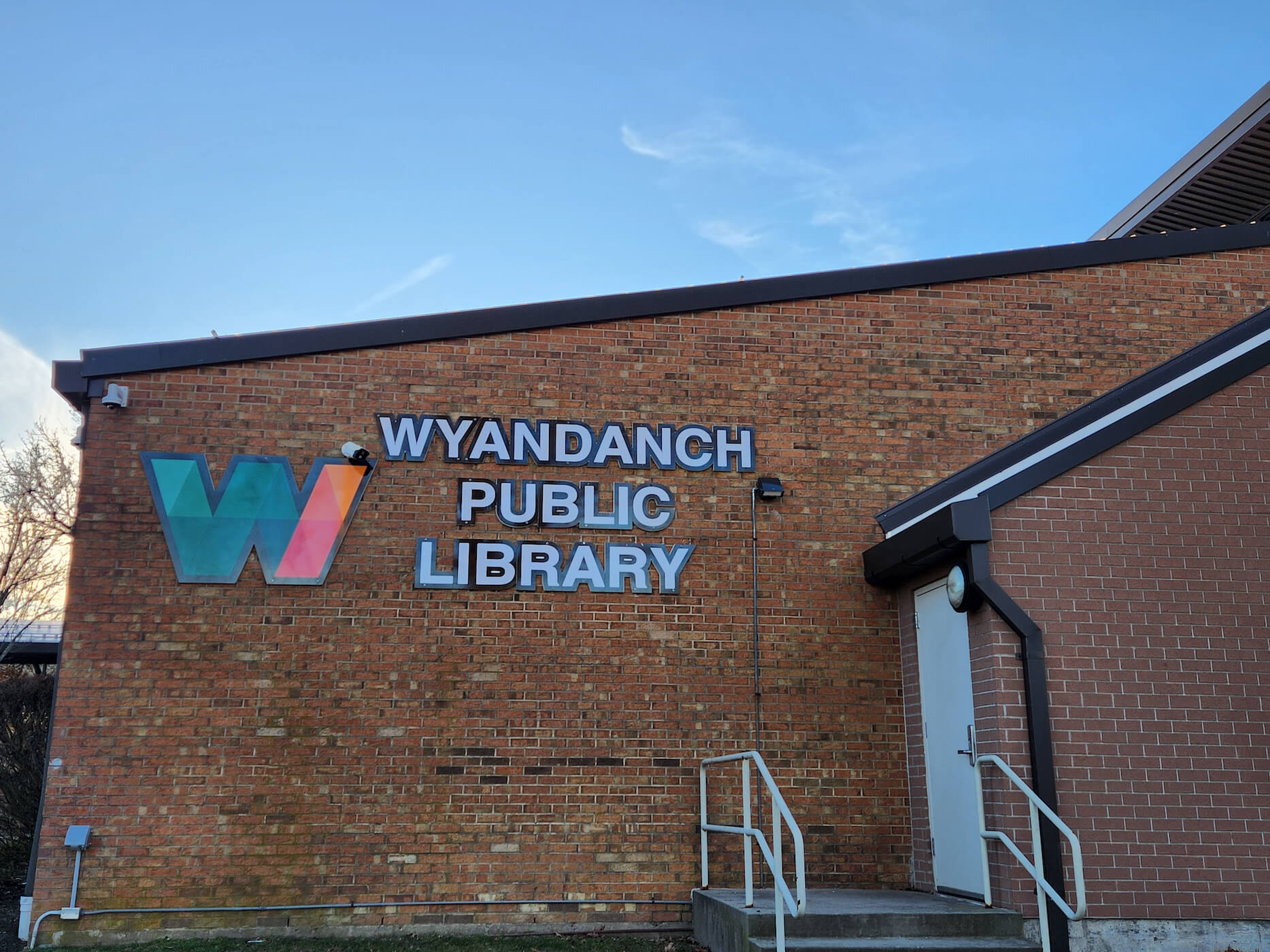 About Us – Wyandanch Public Library